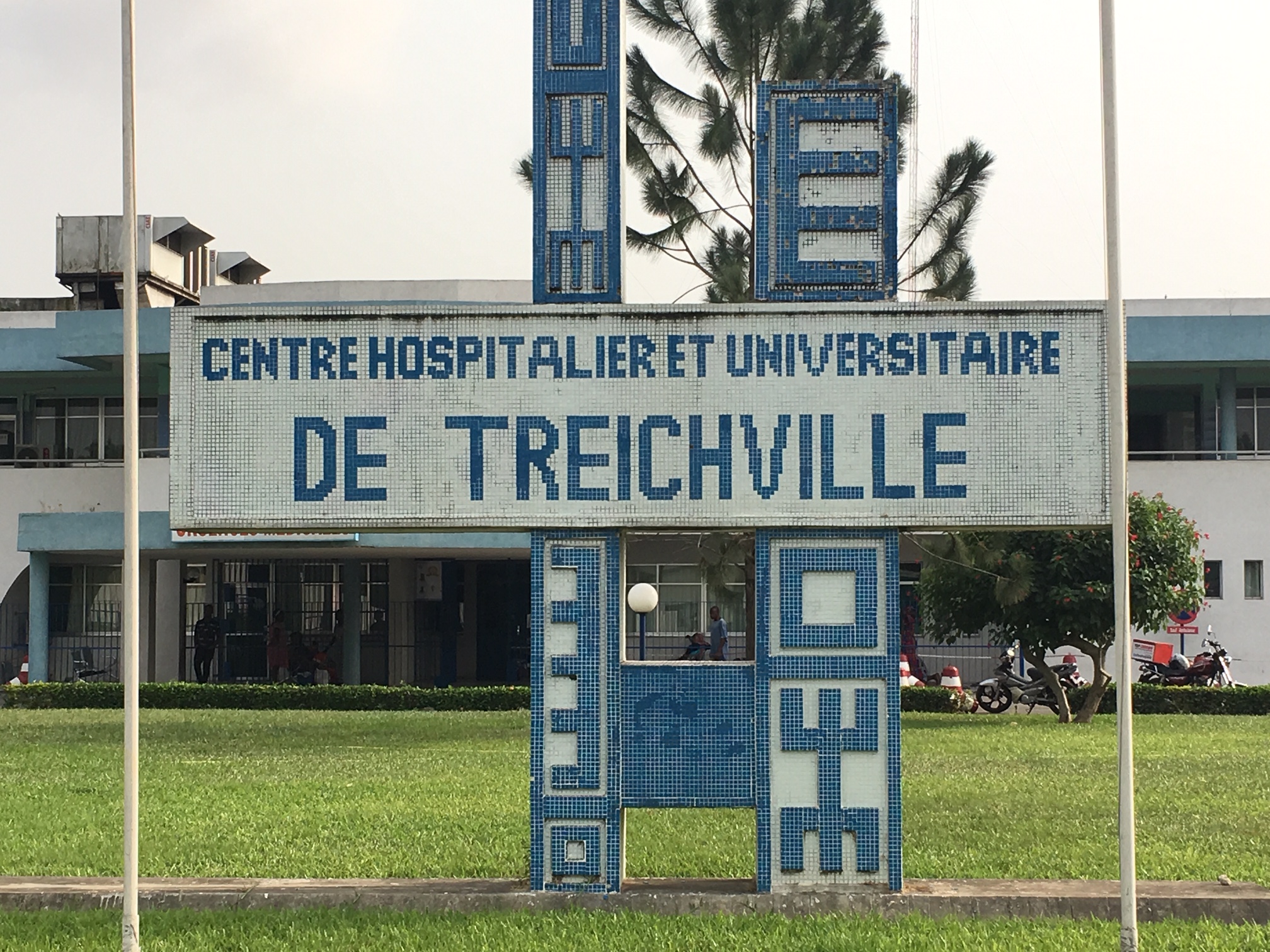 CHU TREICHVILLE (CENTRE HOSPITALIER ET UNIVERSITAIRE DE TREICHVILLE)